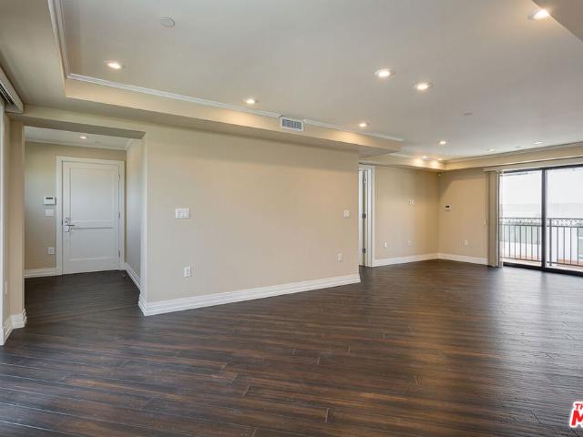 1211 9th St. 201