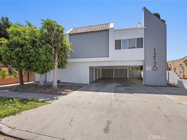 12120 th St, Hawaiian Gardens, CA 90716