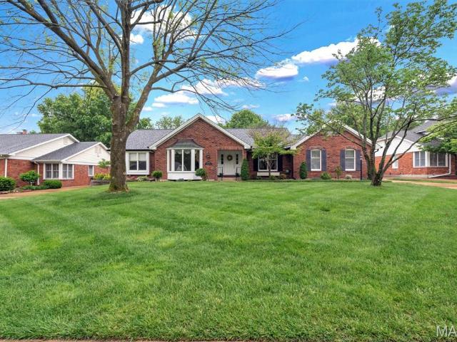 12120 Westwick Pl, St. Louis, MO 63127 | MLS #26025 | Compass