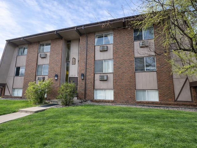 12121 W Nevada Dr 2 Bedroom Apartment for Rent at 12121 W Nevada Dr, Lakewood, CO 80228 Foothills