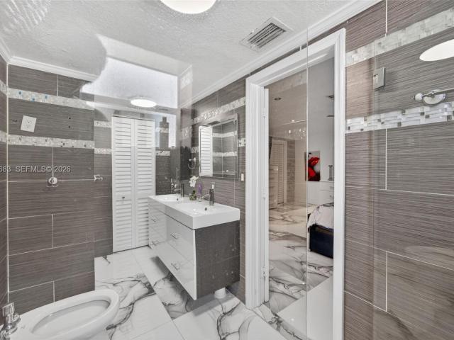12121 SW 107th St, Miami, FL 33186 | MLS #A12034