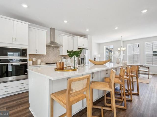 12122 Running Bull Way, Laurel, MD 20708