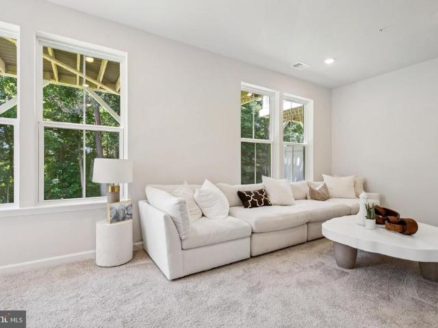 12122 Running Bull Way