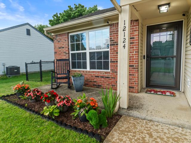 12124 Mockernut Court