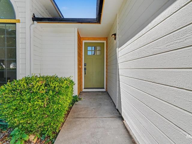 12125 W Stillwater Dr