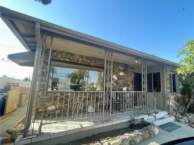 12125 Singleton Dr, La Mirada, CA 90638