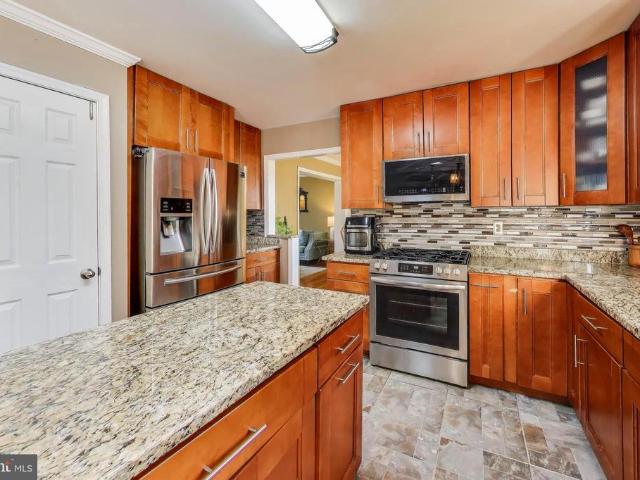 12125 Songbird Lane