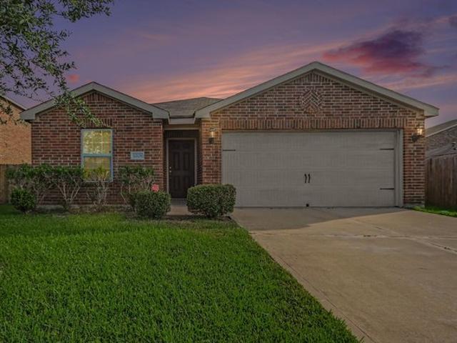 12129 Trawler Pl, Texas City, TX 77568