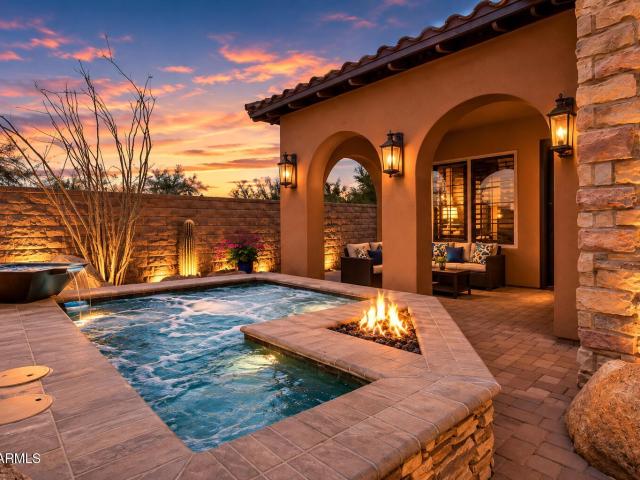 12129 w desert mirage drive