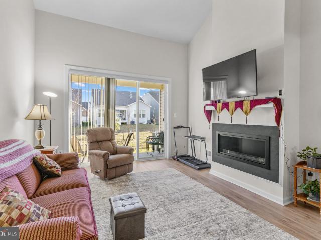 12129 American Chestnut Rd, Bowie, MD 20720 | MLS #MDPG2209