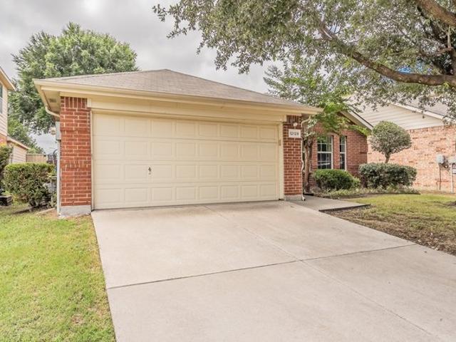 12129 Macaroon Ln, Fort Worth, TX 76244