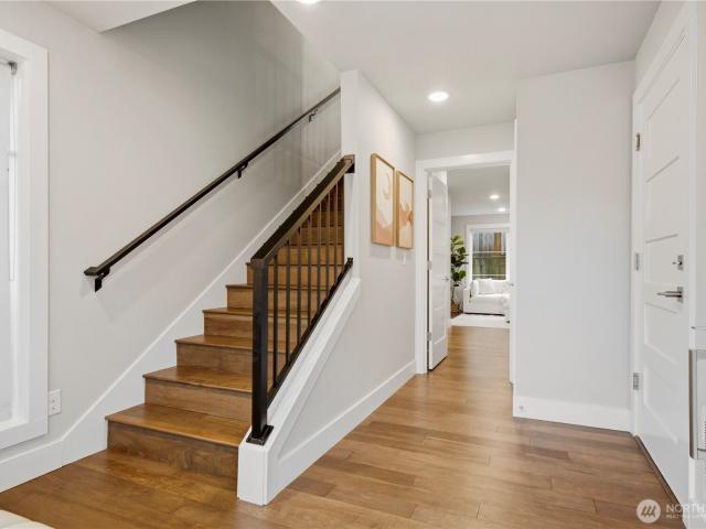 12129 NE 109th Way