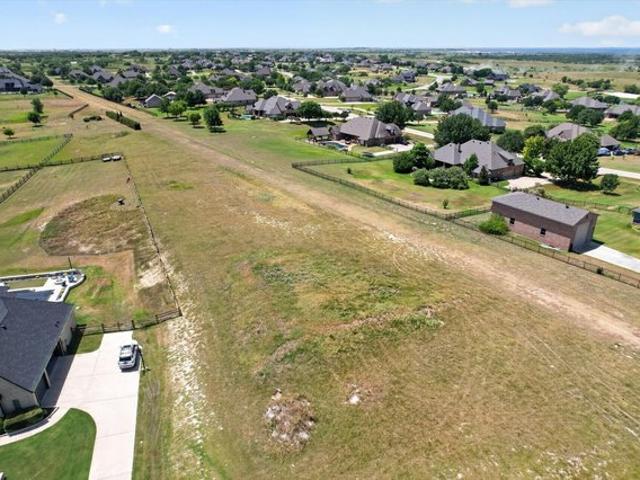 1212 Meredith Creek Ln, Fort Worth, TX 76179