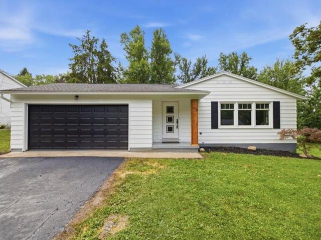 1212 Michael Dr, Mansfield, OH 44905