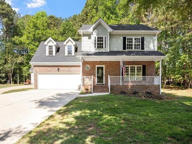 1212 Mountain Laurel Dr, Raleigh, NC 27603