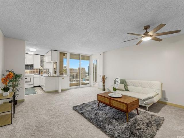 1212 Nuuanu Ave Apt 2402, Honolulu, HI 96817