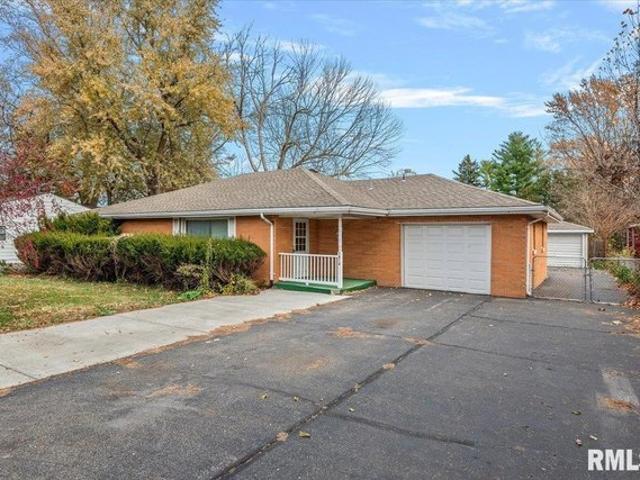 1212 N Dirksen Pkwy, Springfield, IL 62702