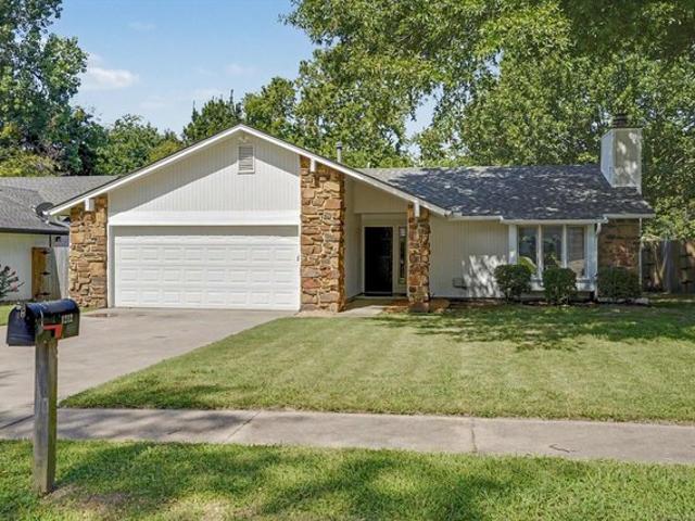 1212 N Juniper Pl, Broken Arrow, OK 74012
