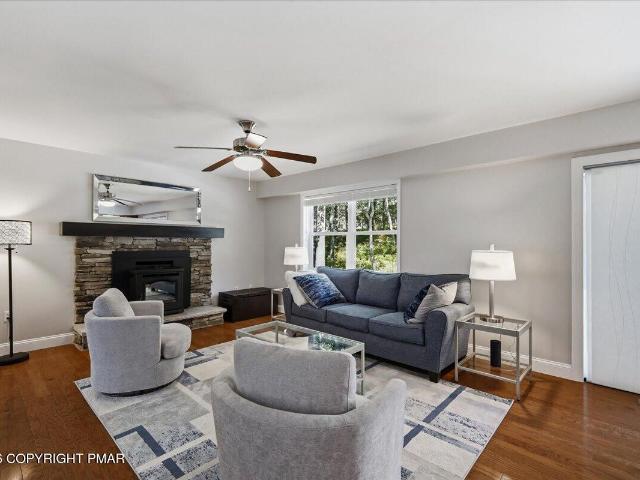 1212 N Whittaker Drive