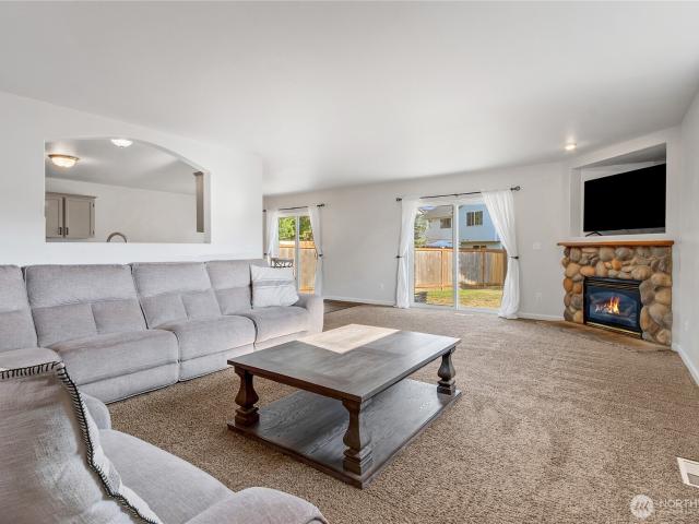 1212 nd Street Ct E