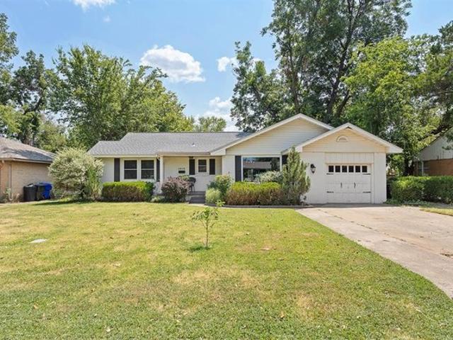 1212 Ann Arbor Dr, Norman, OK 73069