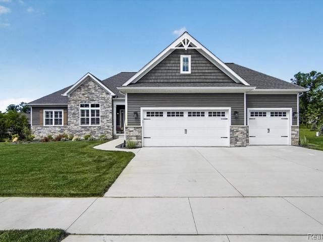 1212 Candlelight Court