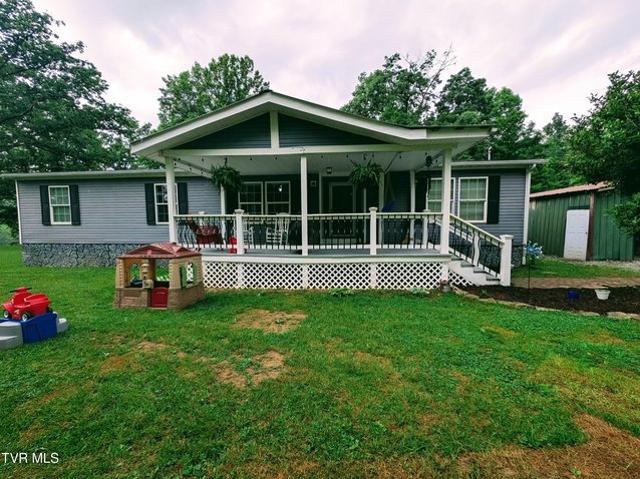 1212 Crooked Br, Haysi, VA 24256