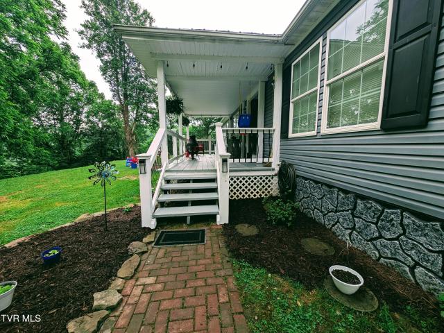 1212 Crooked Branch