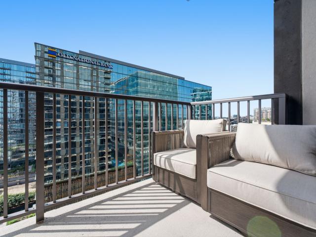 1212 Demonbreun St # 1506