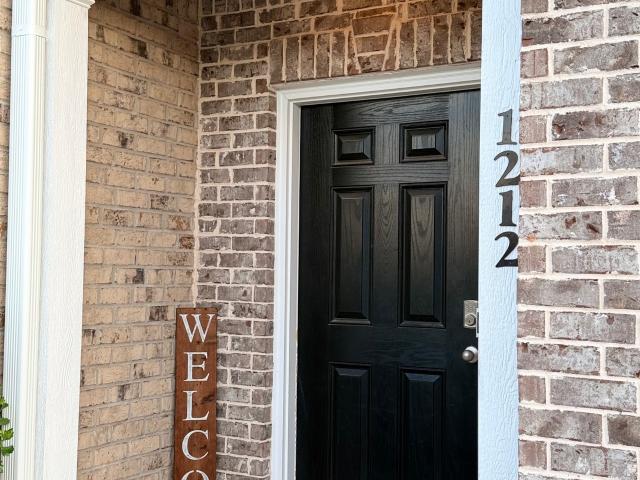 1212 Guernsey Way
