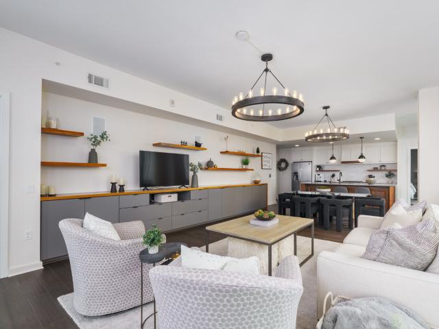 1212 Laurel St # 1002
