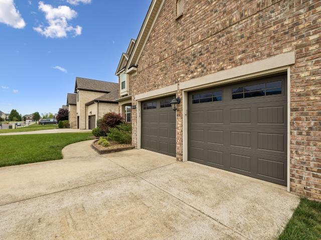 1212 Stockwell Dr