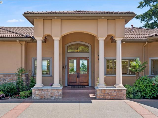 1212 sw hessler dr