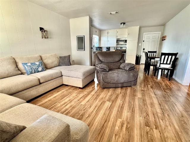 1212 S 10th