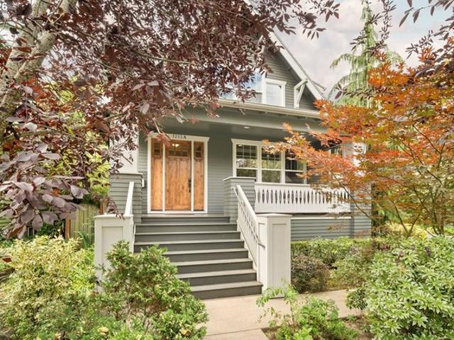 1212 SE Harney St, Portland, OR 97202
