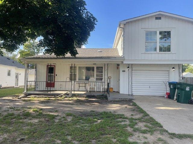 1212 W 21st St, Rock Falls, IL 61071