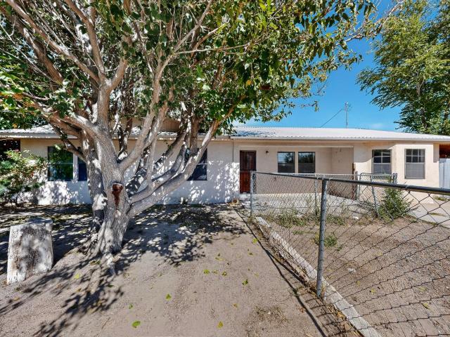 1212 W Didier Avenue