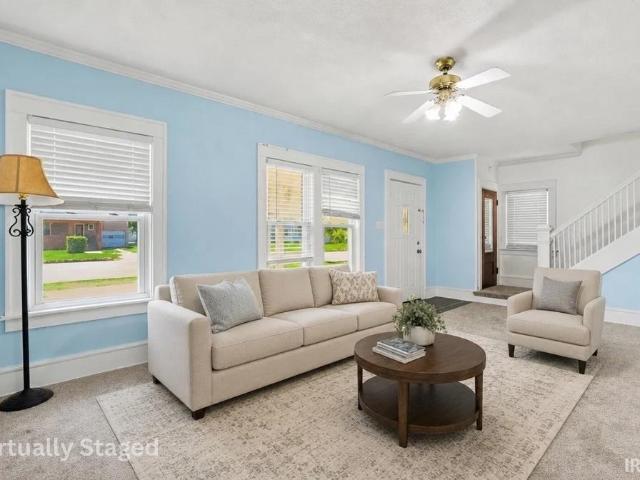 1212 W Lexington Avenue