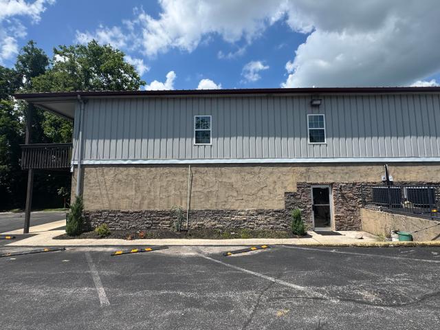 1212 W Main Street # C