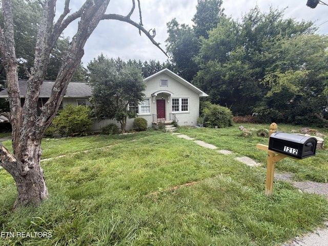 1212 Woodlawn Ave, Maryville, TN 37804