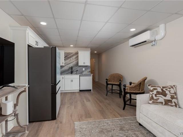 1212 12th St Apt 45, Tuscaloosa, AL 35401