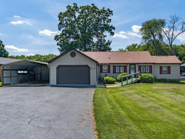 1212 3rd St S, Cordova, IL 61242