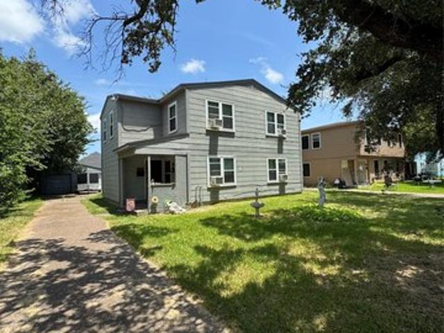 1212 4th Ave N, Texas City, TX 77590