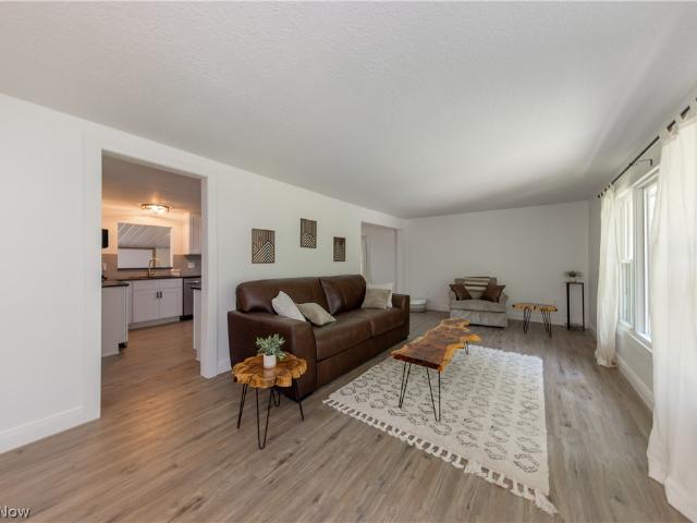 12133 Snow Road