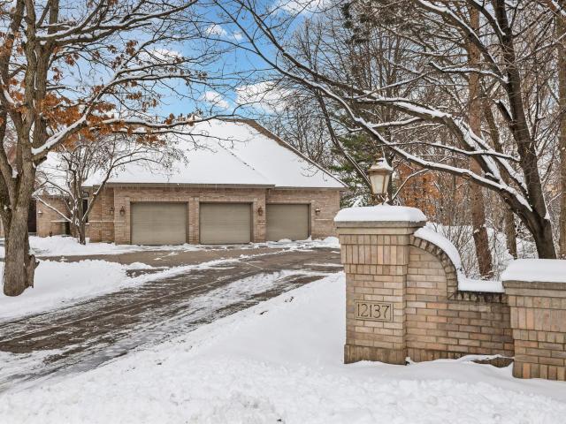 12137 Grandview Ter, Apple Valley, MN 55124 | MLS #7051