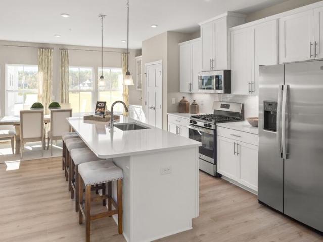 12135 Landings Blvd #206, Berlin, MD 21811