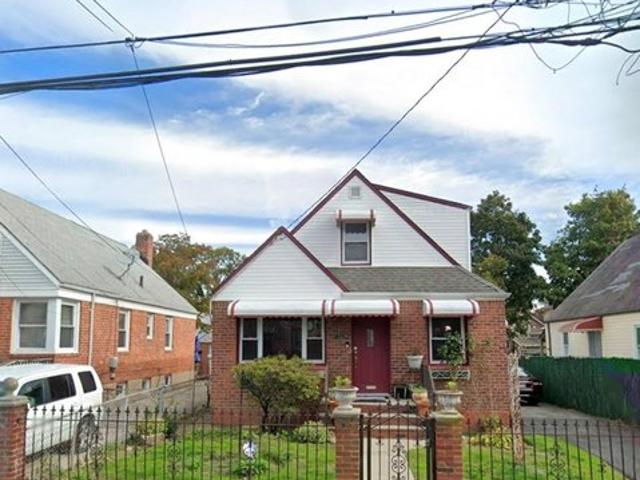 12135 Milburn St, Springfield Gardens, NY 11413