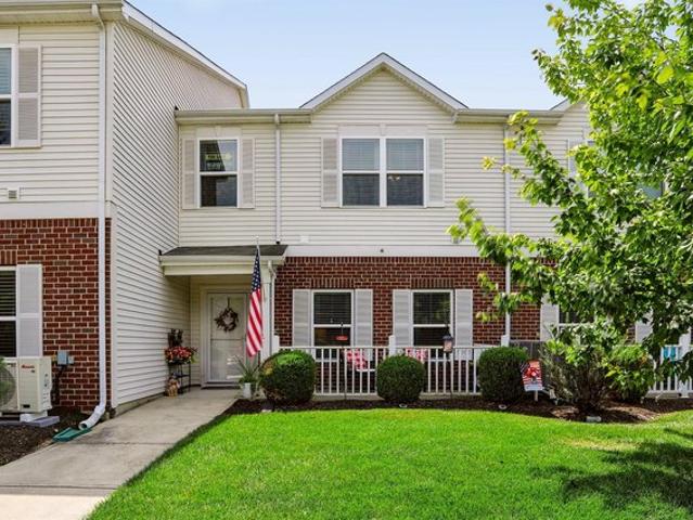 12135 Scoria Dr Unit 900, Fishers, IN 46038