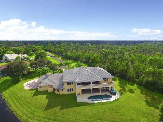 12136 Riverbend Trce, Port Saint Lucie, FL 34984