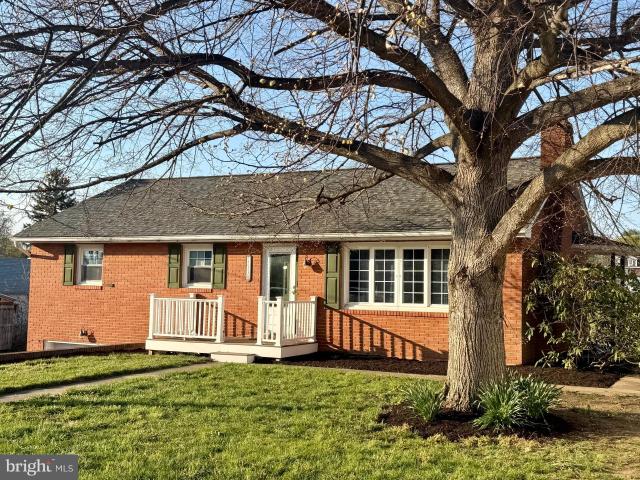 12139 Snyder Ave, Waynesboro, PA 17268 | MLS #PAFL2033 | Compass